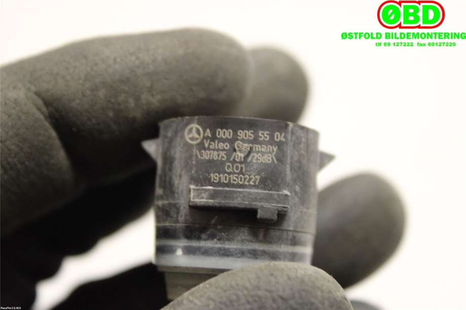 Parkeringssensor foran til Mercedes C-Klasse, 2014-2018 (W205, Fase 1 ...