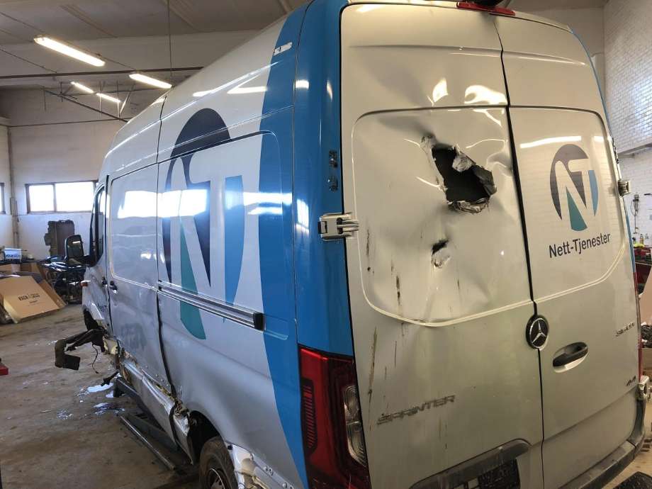 Spylertank til Mercedes Sprinter, 2018->> (907/910)(907/910) (A 910 869 ...