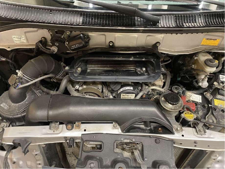 Sete foran venstre til Toyota Hiace, 2007-2012 (Fase 3) (7101426160 ...