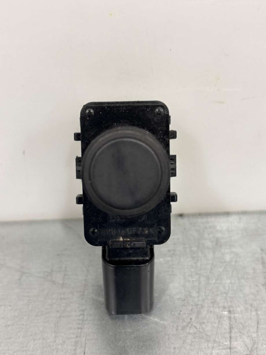 Parkeringssensor bak til Toyota Yaris Cross (SUV), 2021 ...