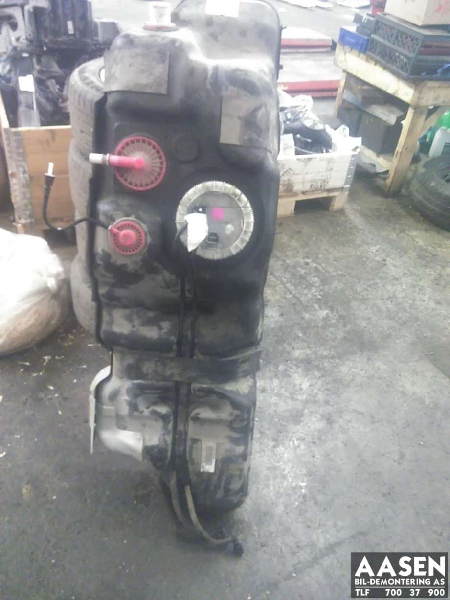 Dieseltank til Toyota Land Cruiser 150, 2014-->> (Fase 2) (7700160A30 ...