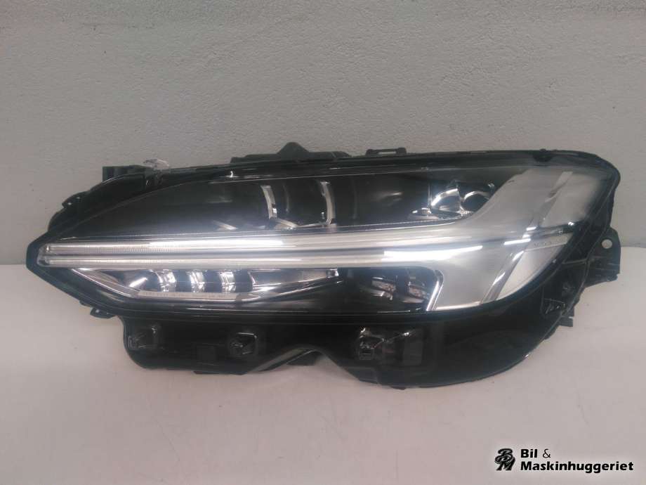 Frontlykt venstre full-LED til Volvo V90 / V90 CC / S90, 2016 ...