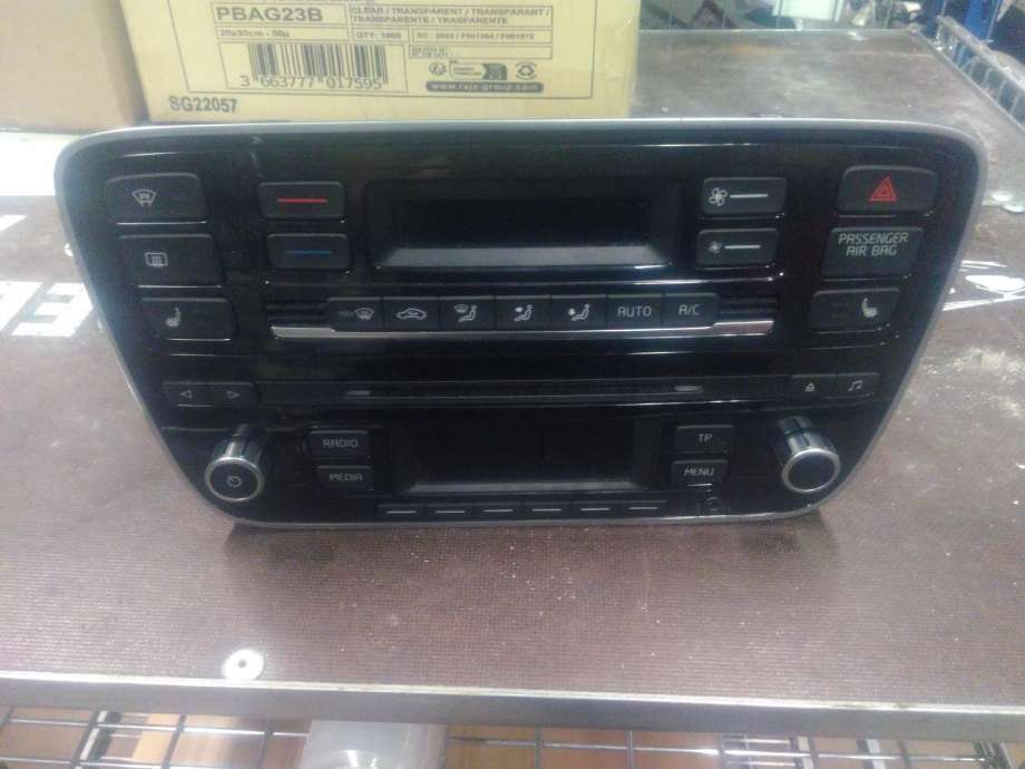 Bilstereo navigasjon betjeningspanel til VW E-Up, 2013-2019 (12E907044B ...