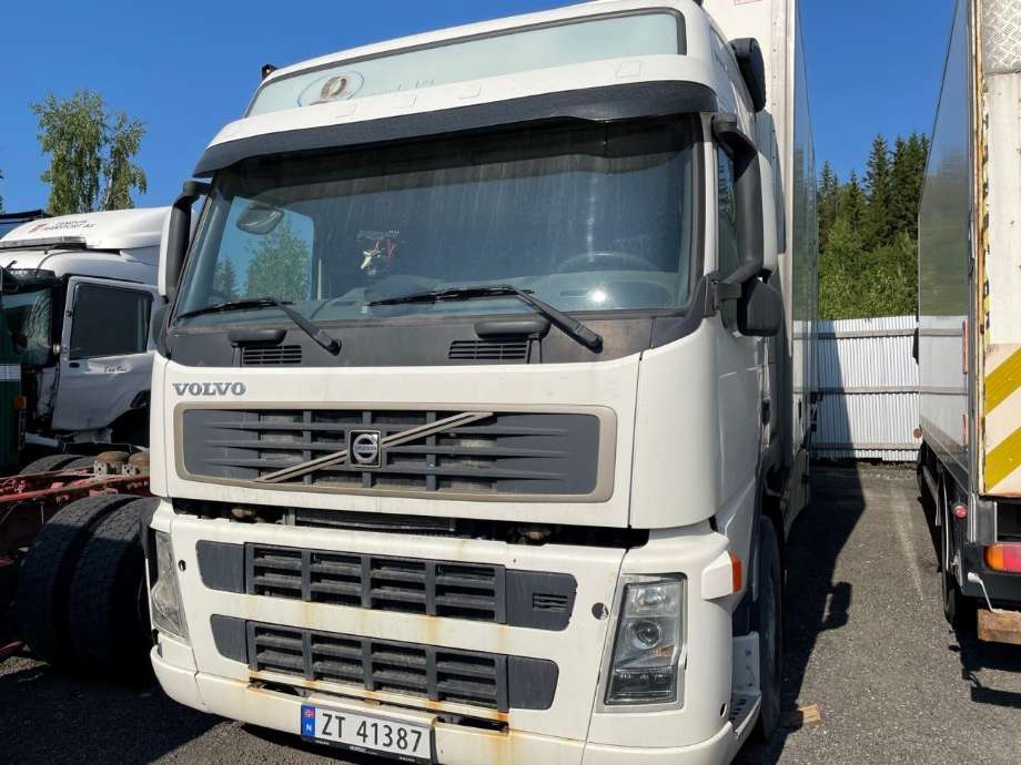 Lastebil Volvo FM, 2002-2008 (Versjon 2)(Versjon 2) demonteringsobjekt ...