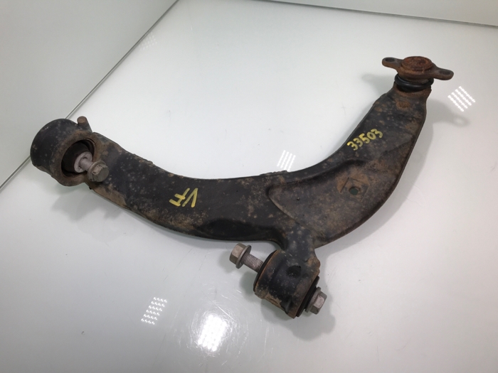 Bærebru venstre foran nedre til VW Transporter / Caravelle, 2015-2019 ...